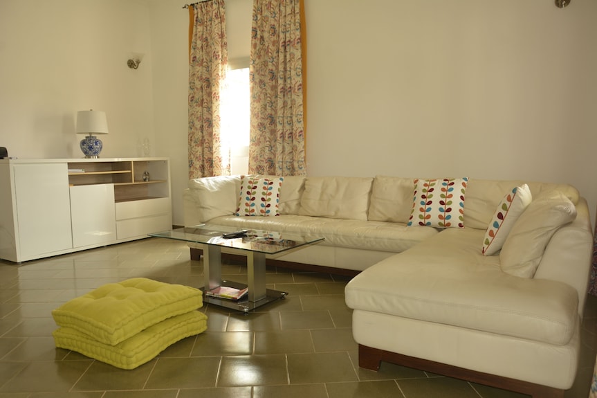 Magnifica Villa Amueblada Nyom 2 Yaounde - Yaoundé