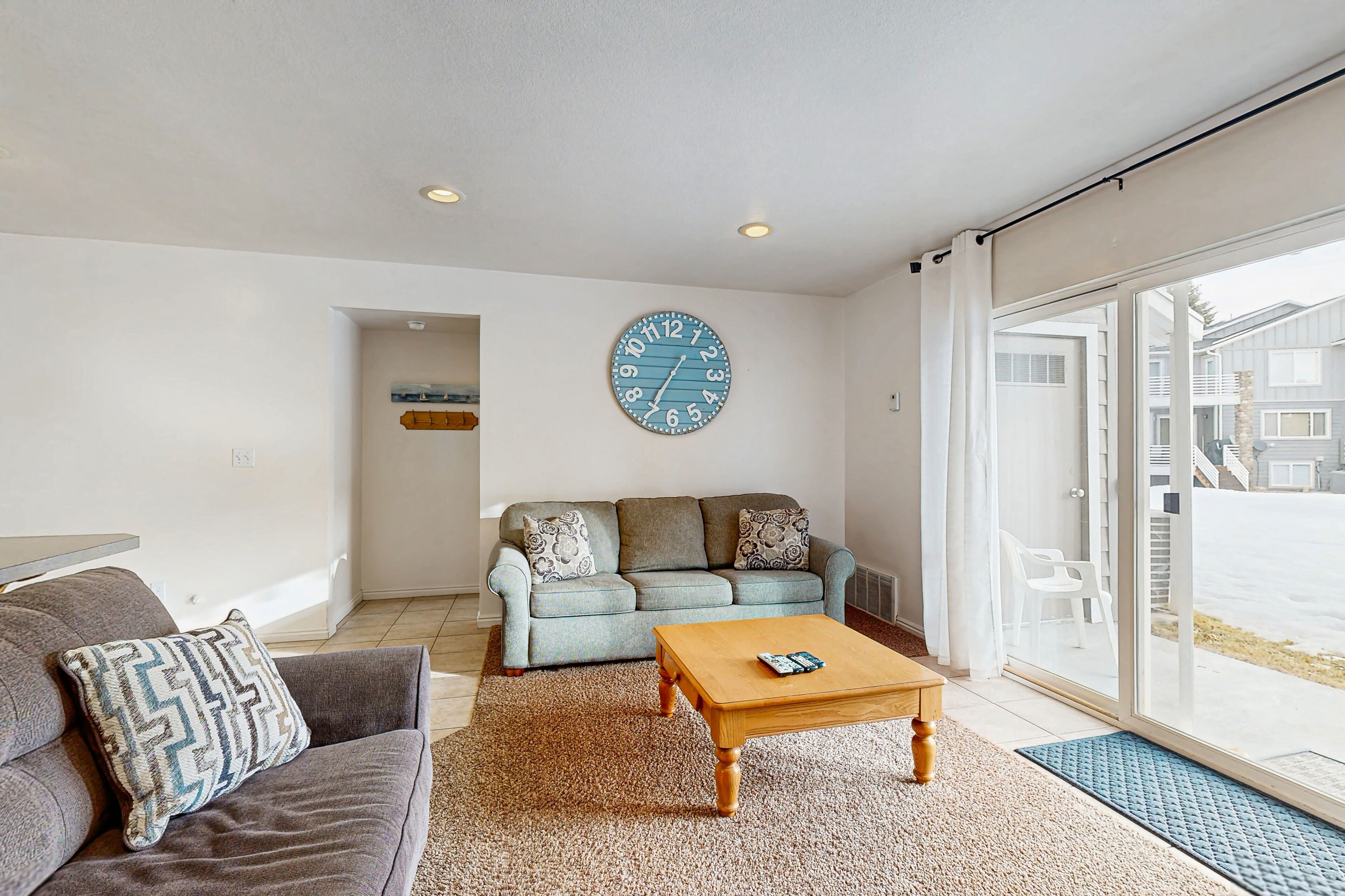 Central Condo W/ Grill & Community Pool/hot Tub/tennis - On Bike Path - Bear Lake