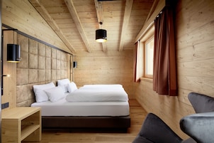 Chalé Comfort, 2 quartos, vista para a montanha | Cofre no quarto, berços/camas para crianças grátis, Wi-fi grátis 