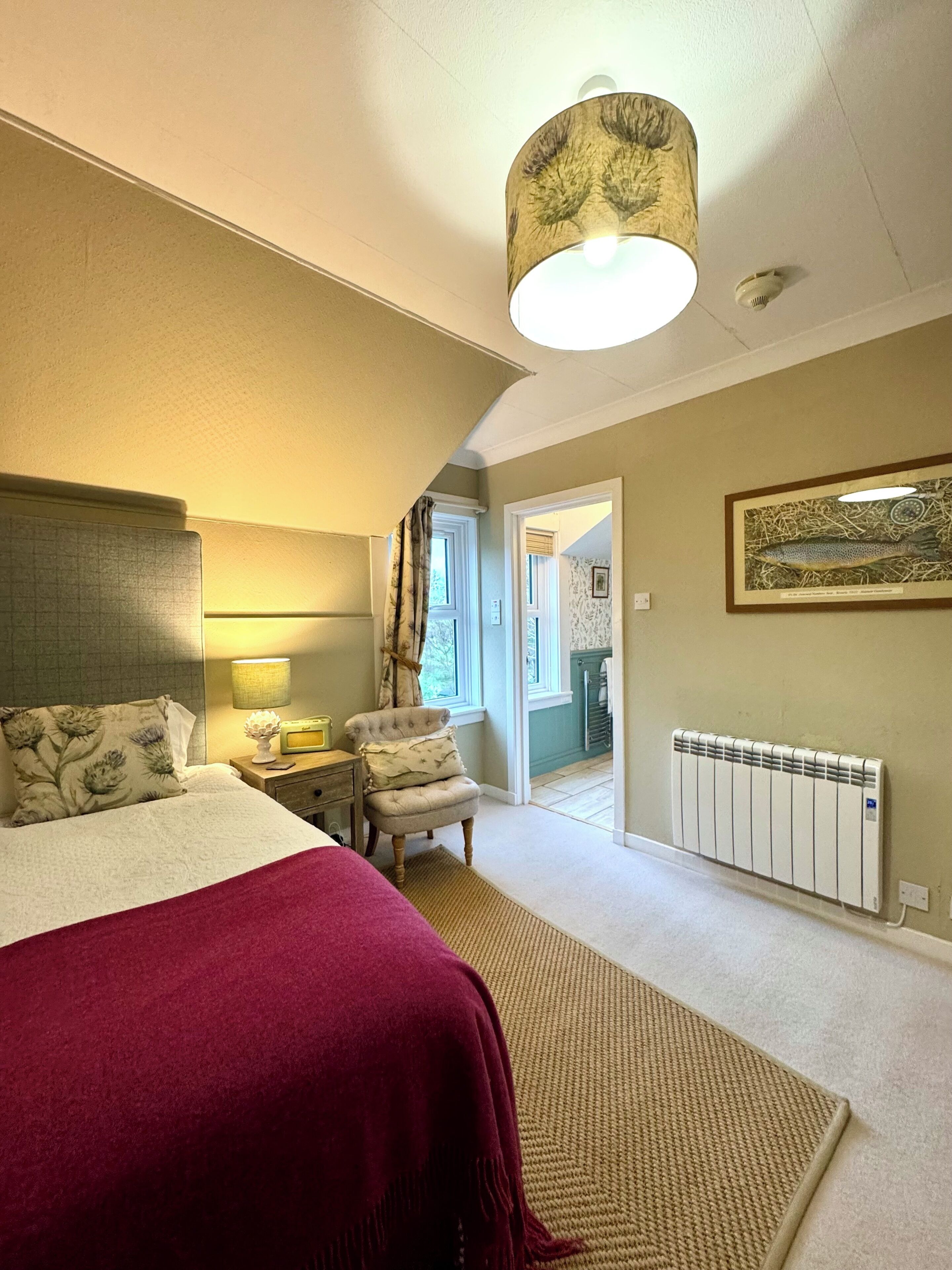 Quarto Individual | Ferro/tábua de engomar, Wi-fi grátis, roupa de cama fornecida 