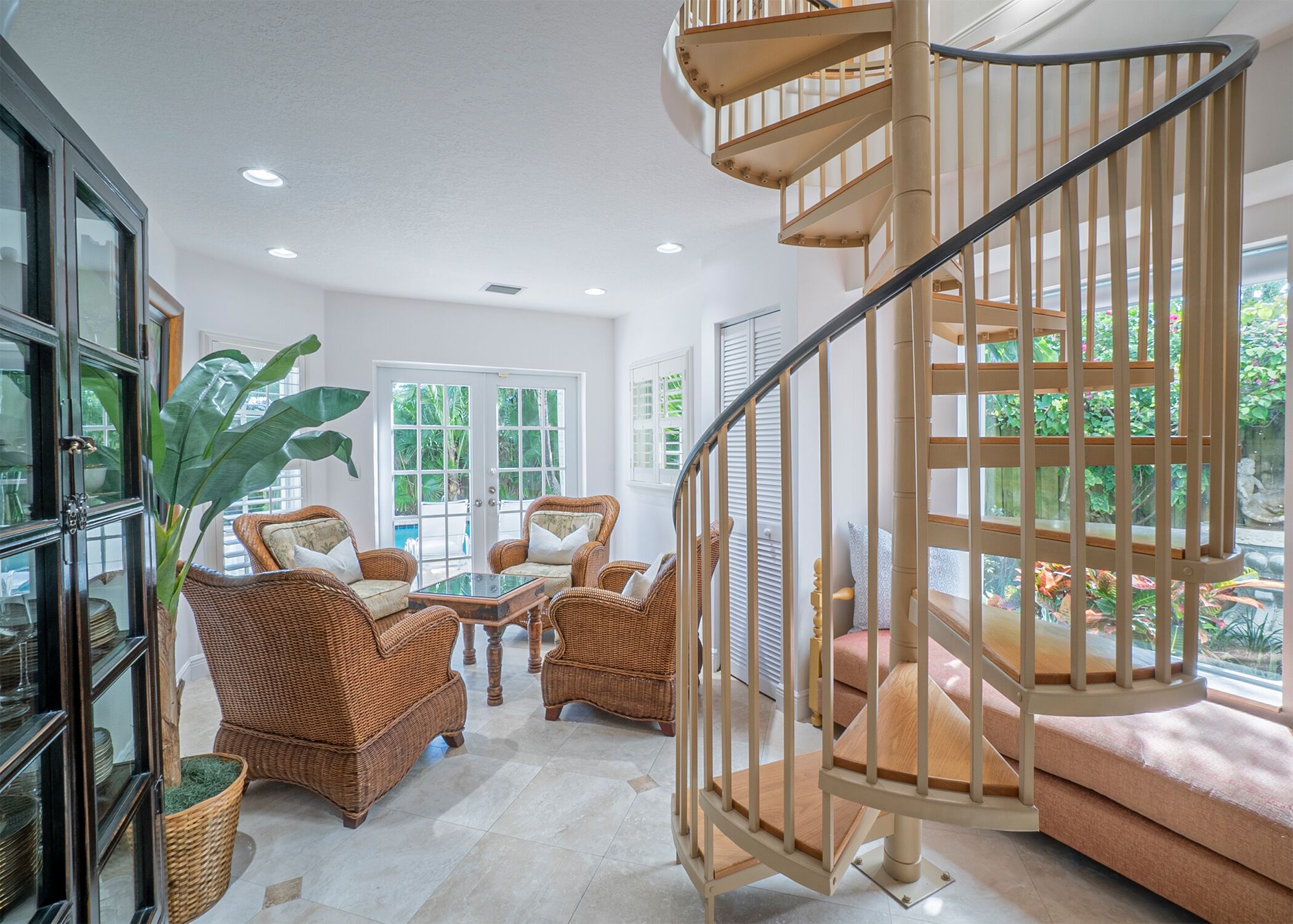 3-story I Fully Stocked I Designer Interior - West Palm Beach, FL