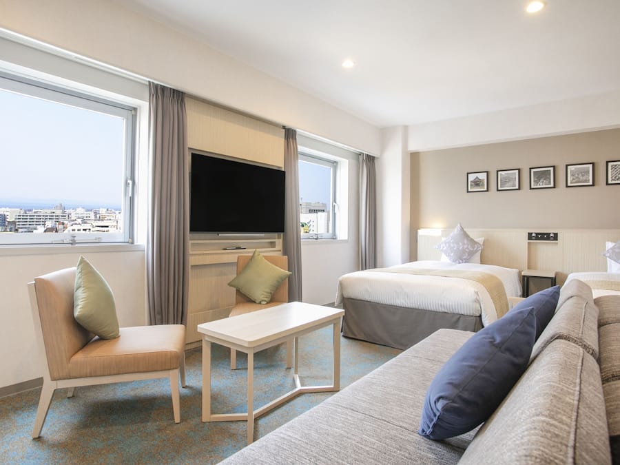 Quarto Familiar, não fumadores | Roupa de alta qualidade, secretária, Wi-fi grátis