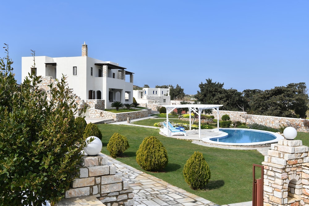 Villa Trifylia - Paros