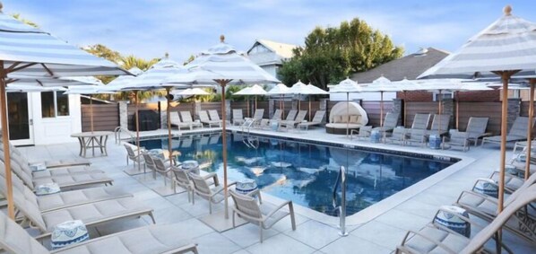 Casa, 2 camas queen-size (Coach`s Corner) | Piscina | Piscina exterior