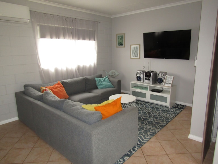 The Catch ~ Short Walk To Beach! Dog Friendly - Off Peak Special! - Stansbury