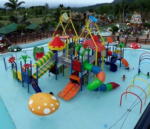 Área de recreio para crianças (ao ar livre)