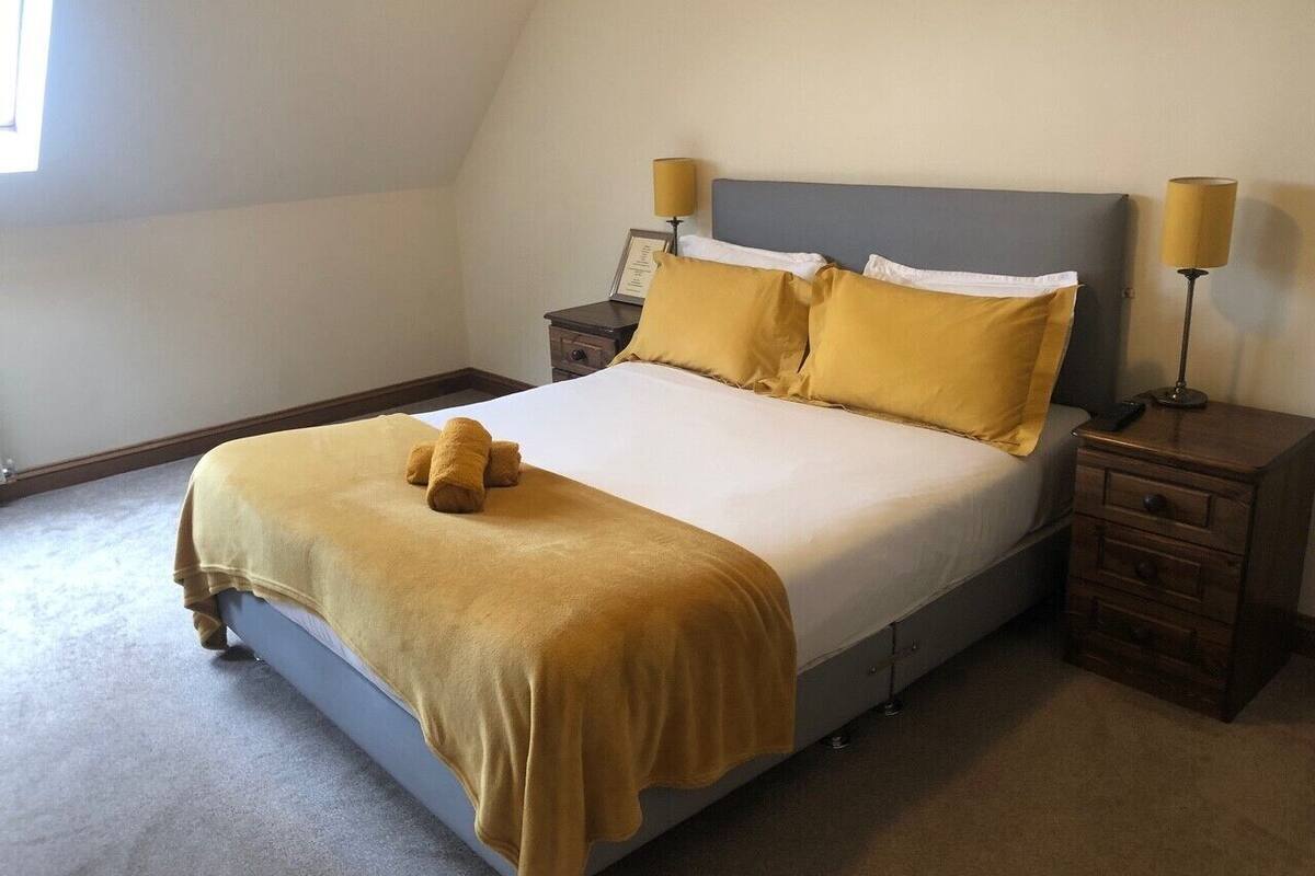 Quarto Superior, não fumadores, vista para o rio | Roupa de alta qualidade, Wi-fi grátis, roupa de cama fornecida