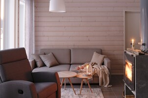 Small Villa | Área de estar | Lareira