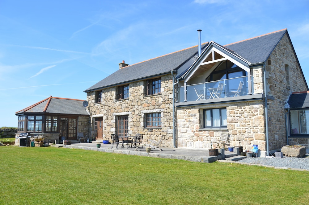 Trendrennen Farm B&b - Porthcurno