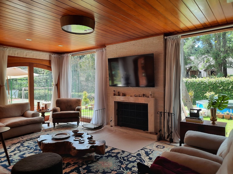 Magnifique Maison Dans Les Domaines De Jordanie - Campos do Jordão