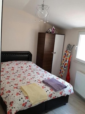 Apartamento | 1 quarto, escrivaninha, ferros/tábuas de passar roupa, Wi-Fi de cortesia