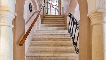 Entrada (vista interior)