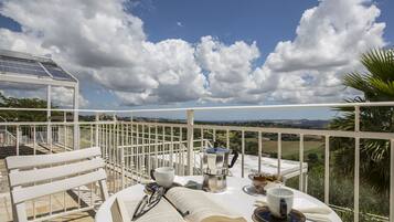 Apartamento luxo, 1 quarto | Terraço/pátio