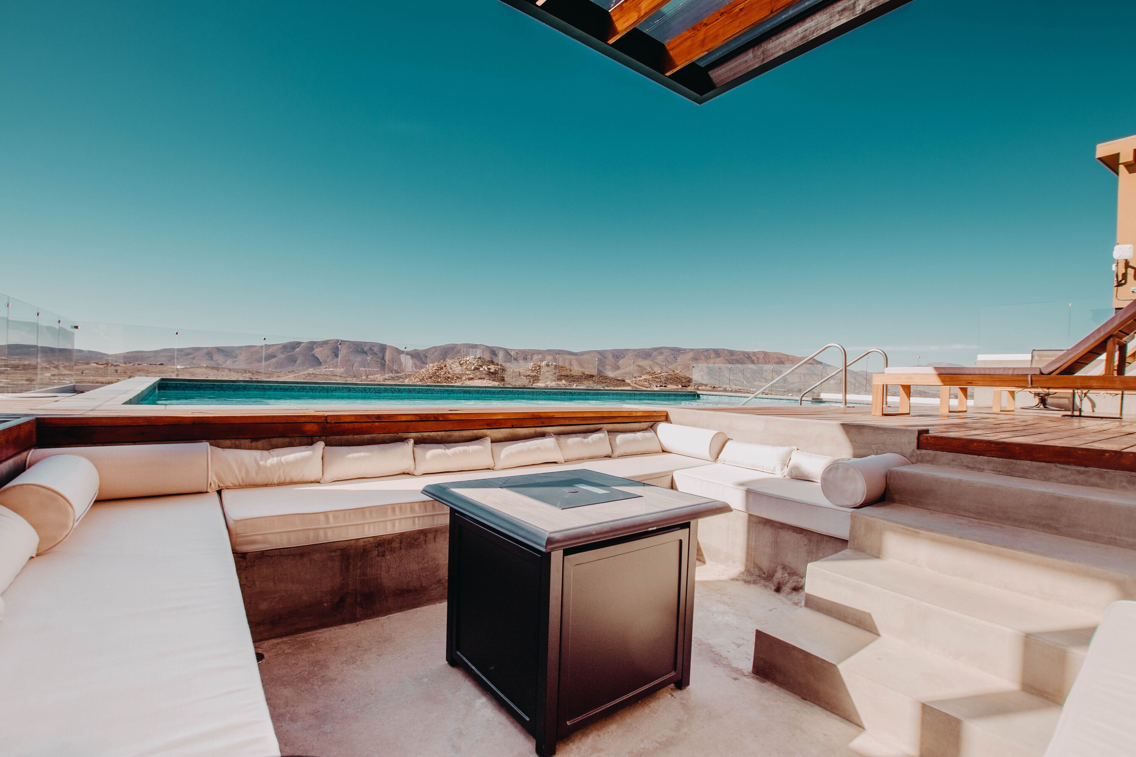 Piscina exterior, da(s) 9:00 à(s) 21:00, espreguiçadeiras 