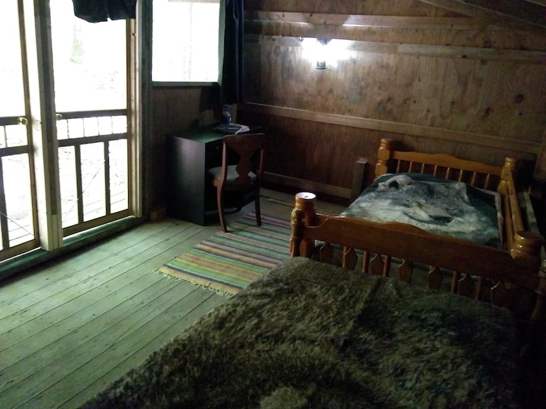 Coyote's Den Rustic Cabin For Adventurous Camper - State of New York