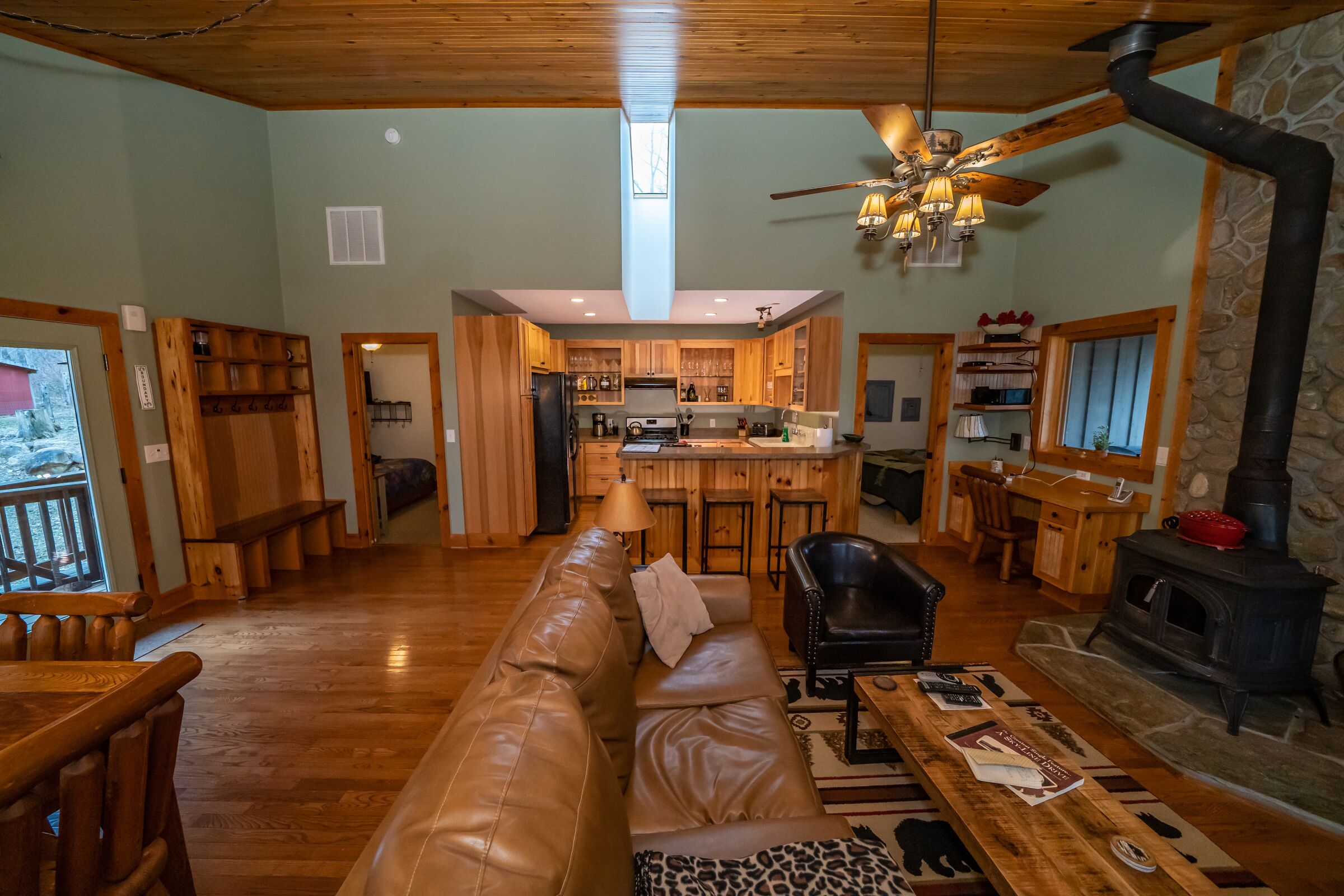 12 Cozy Cabin Rentals Near Shenandoah National Park | TravelAwaits