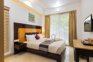 Vila família, 3 quartos, para fumantes | Roupas de cama premium, frigobar, escrivaninha, quartos à prova de som