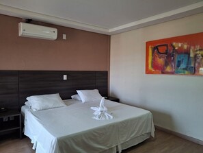 Suíte, 1 cama King (Master) | Roupas de cama premium, frigobar, cofres nos quartos