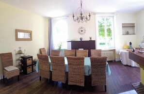 Pequeno-almoço continental diário incluído 