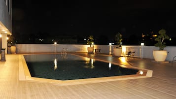 Piscina exterior