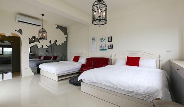 Hi Zebra Travel B&b - Yilan County