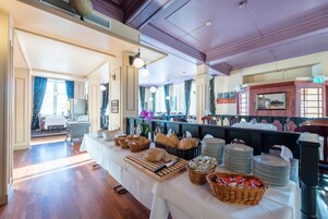 Jantares servidos, cozinha internacional 