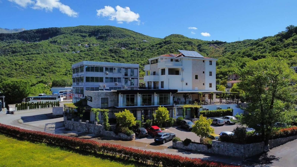 Hotel Opera Jaz - Budva