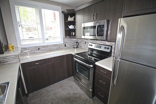 Beautiful 2 Bedroom In Great Location! Sta21-00154 - Regina