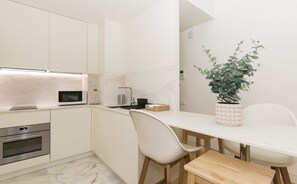 Flat 1C | Sala de estar | TV de ecrã plano 