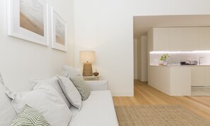 Flat 1B | Sala de estar | TV de ecrã plano 