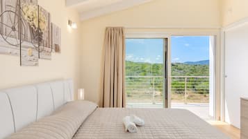 Villa Exclusiva, 2 quartos, pátio, vista para o mar | Com decoração personalizada, com mobília individualizada