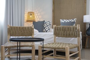 Suite-Estúdio Júnior, banheira de hidromassagem | Cofre no quarto, ferro/tábua de engomar, Wi-fi grátis 