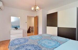 Apartamento Standard, 4 quartos (43/1579) | 4 quartos, ferro/tábua de engomar, Wi-fi grátis