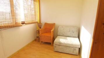 Apartamento standard, 1 quarto (879/2051) | Área de estar | TV