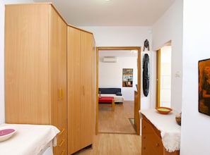 Estúdio Standard, 1 quarto (0380) | 1 quarto, ferro/tábua de engomar, berços/camas para crianças grátis