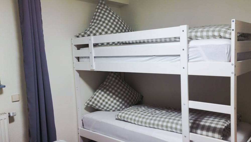 Newly Renovated Apartment - Rust