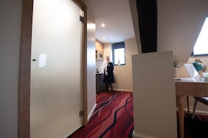 Suite Superior, casa de banho anexa, vista para o jardim (Chambre Licorne) | Comodidade do quarto