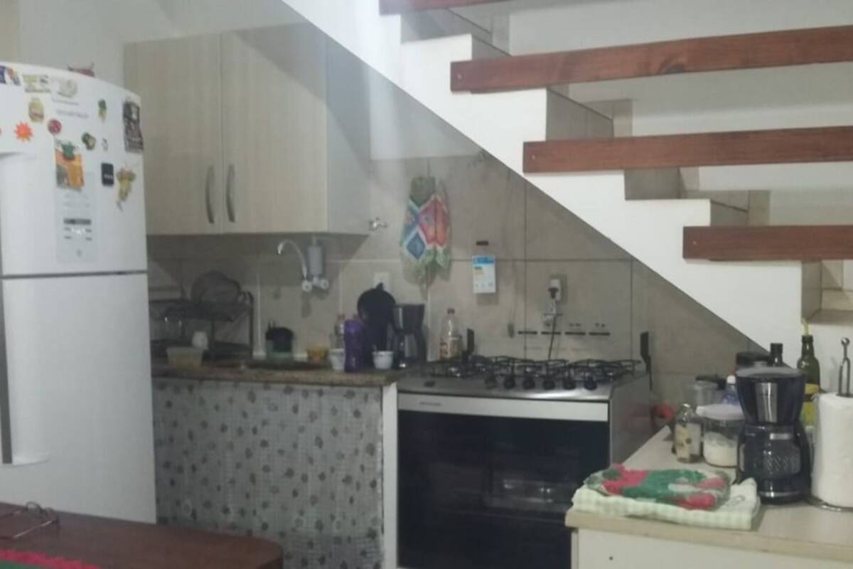 Duplex | Escrivaninha, cortinas blackout, Wi-Fi de cortesia, roupa de cama