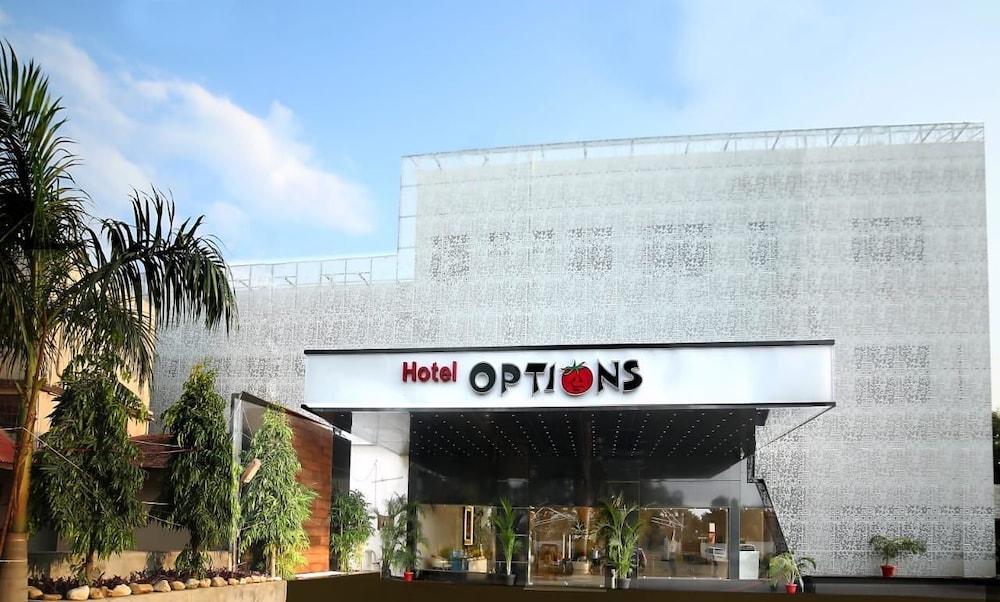 Hotel  Options Lawns - Madhya Pradesh