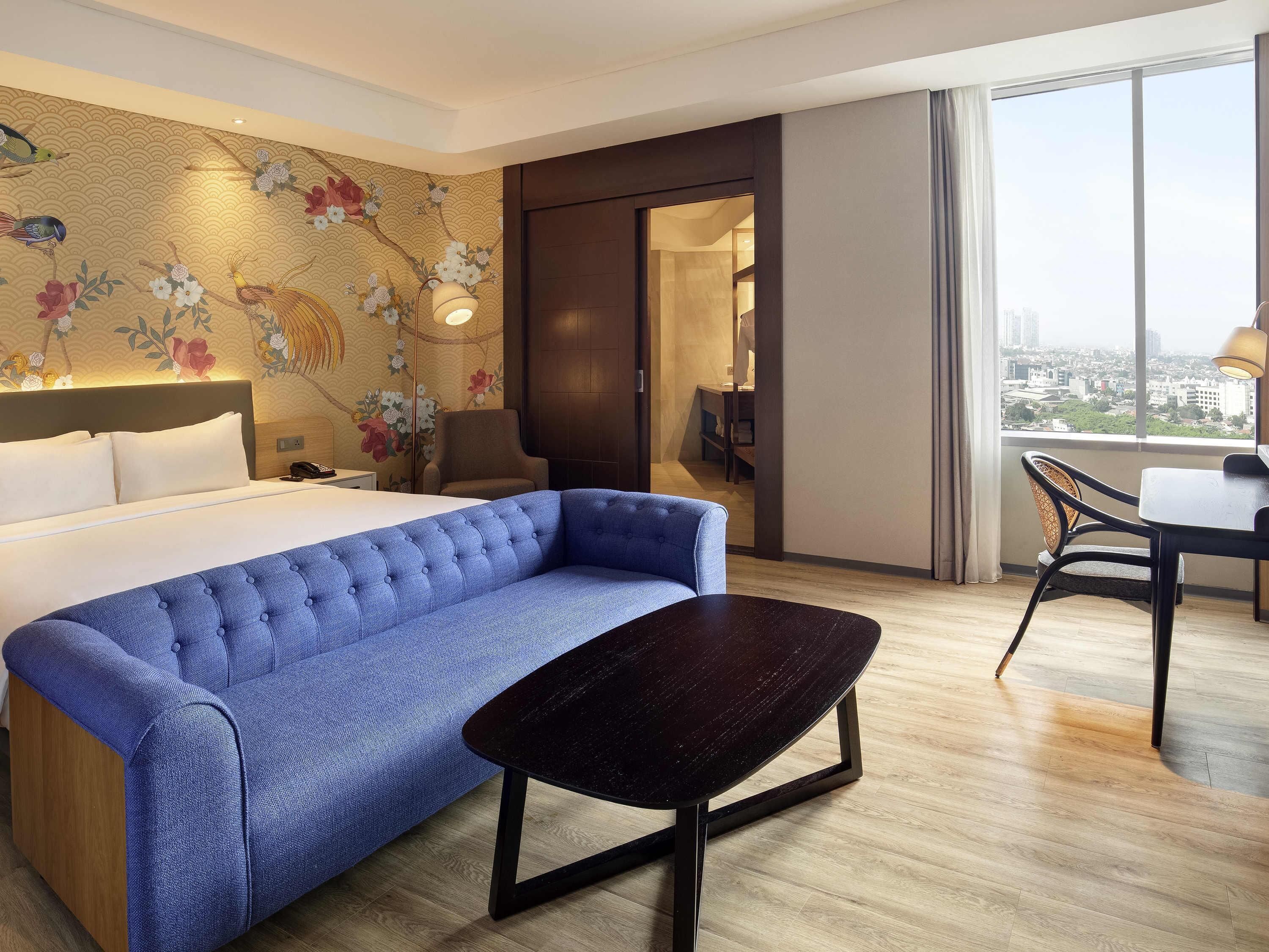 Suíte família, 1 cama King | Camas Select Comfort, frigobar, cofres nos quartos, escrivaninha