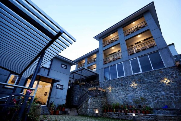 Cherry Blossom Homestay - Kodaikanal