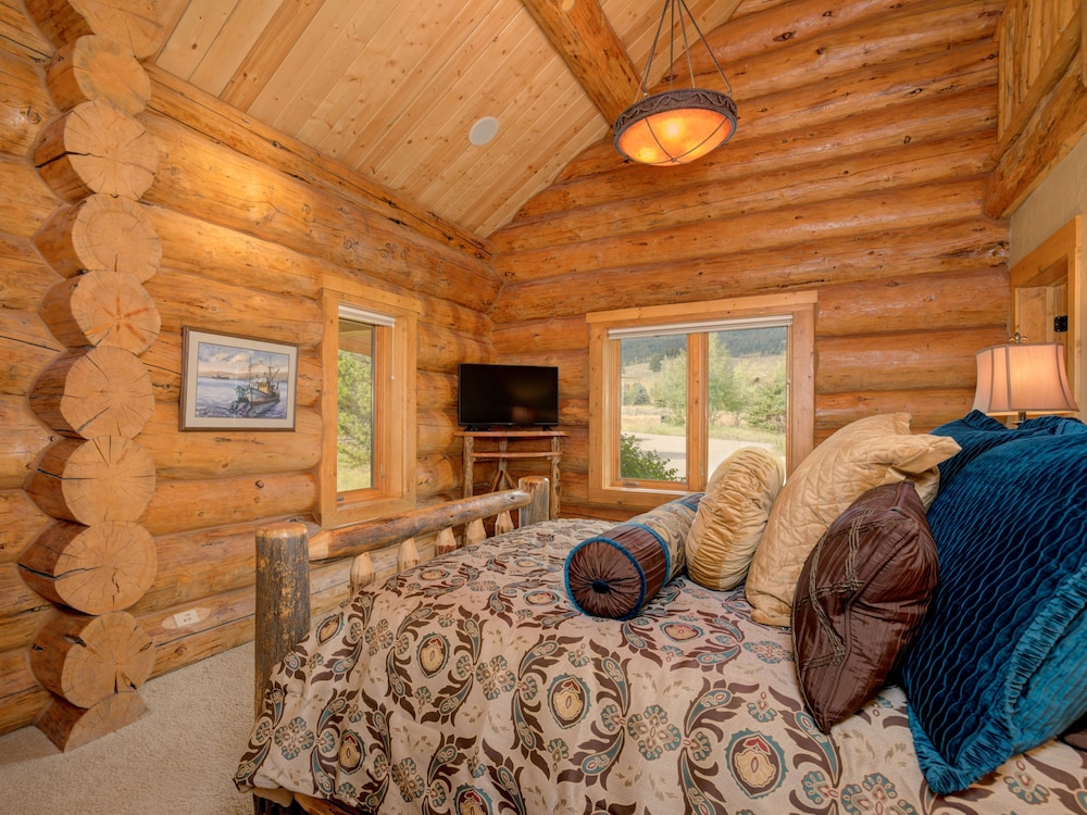 Mdw Red Feather Lodge - Montana