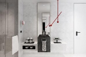 Minibar, cofre no quarto, secretária, cortinas/cortinados opacos 