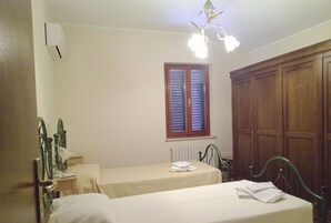 Apartamento Comfort, 2 quartos | Berços/camas para crianças grátis, roupa de cama fornecida