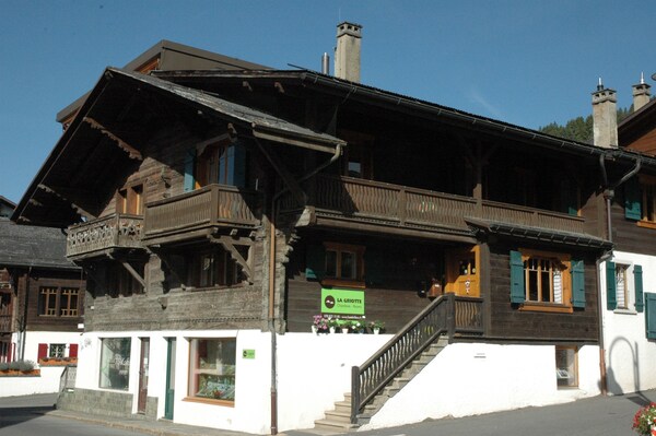 Chalet La Griotte - Aigle