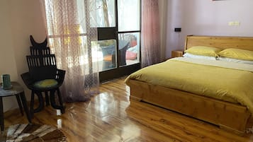 Suite Executiva | Cofre no quarto, secretária, cortinas/cortinados opacos