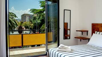 1 quarto, minibar, secretária, quartos insonorizados