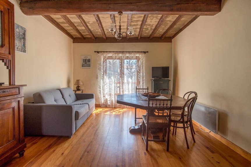 Onafhankelijk Appartement Voor 4 Tot 5 Personen, Centrum Van De Stad En Zeer Rustig. - Mirepoix