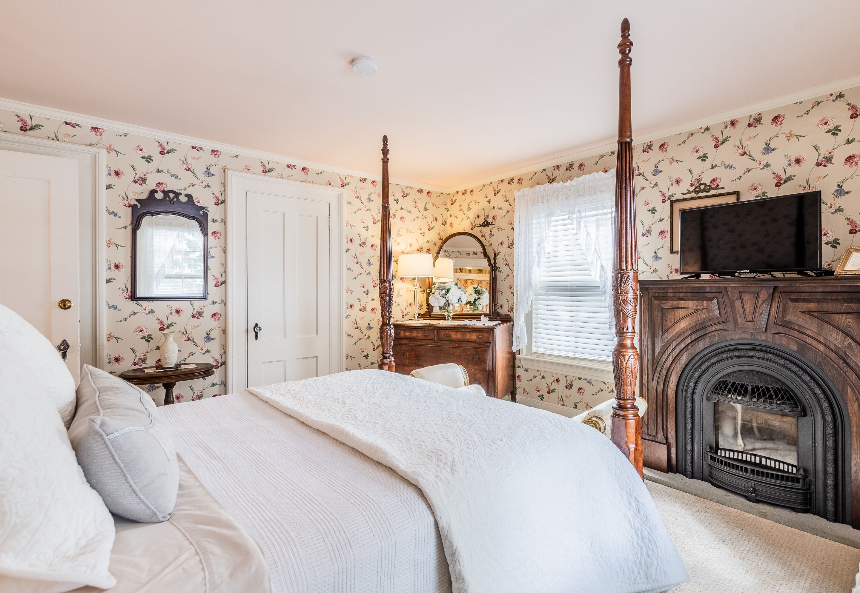 Westbrook Inn B&B, Westbrook: Reviews & Hotel Deals | Book at Hotels.com