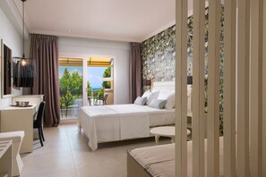 Suite Premium | Cofre no quarto, cortinas/cortinados opacos, quartos insonorizados